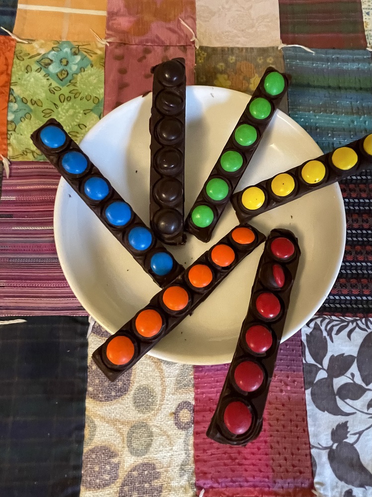 Pop-It Candy Bars | AllMomDoes